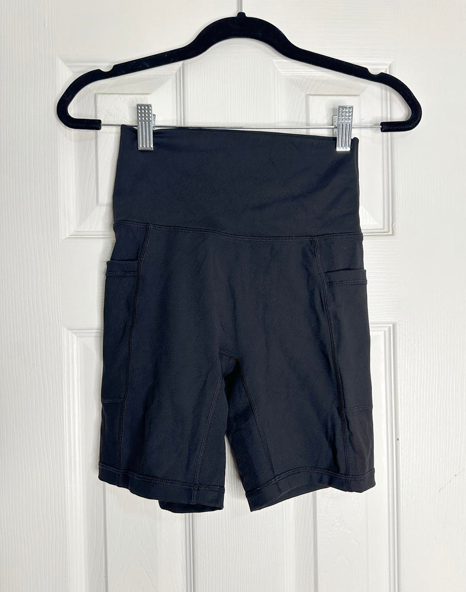 Aerie Goals Pocket Bike Shorts S – Bread & Water Printshop