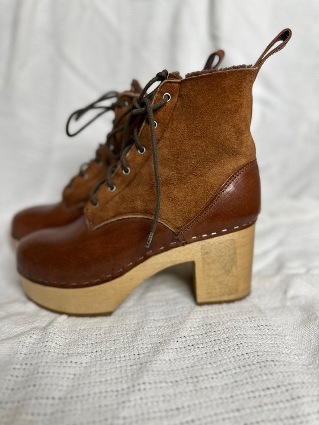 Swedish Hasbeens Hippie Lace-Up Boots 38 – Bread & Water Printshop